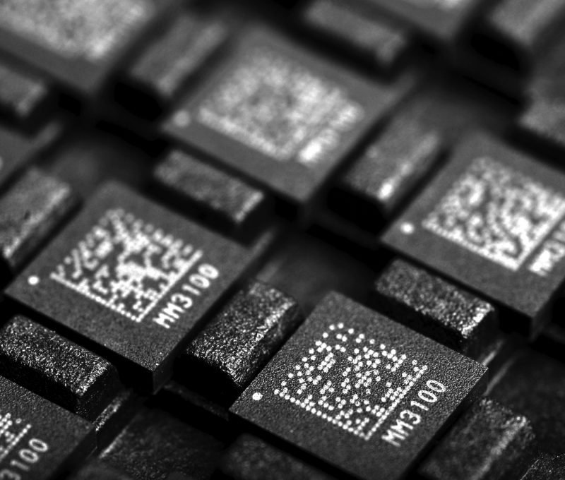 Six-channel micro-mechanical switch extends life for RF and microwave ...
