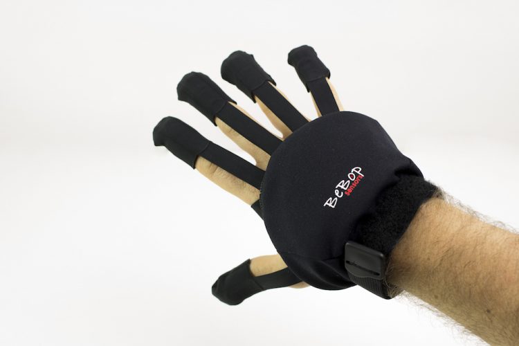 Gloves with sensors and haptics enhance hand tracking - Softei.com ...