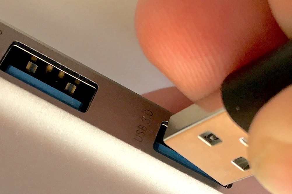 USB3 provides access to USB 2.0 despite a closed chassis - Softei.com ...