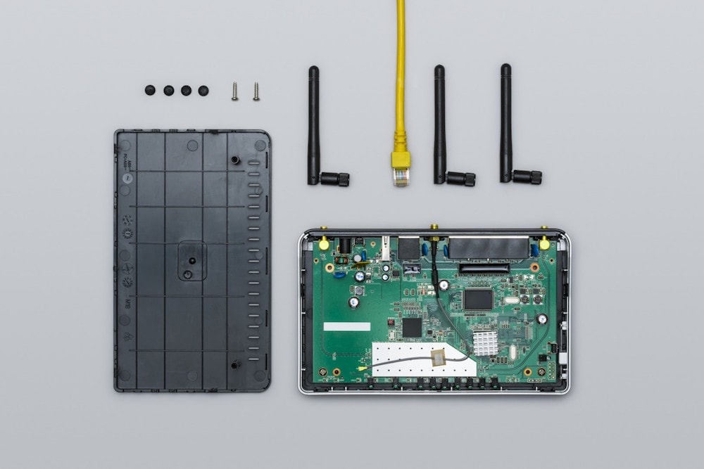 Online tool allows Farnell customers to customise affordable enclosures ...
