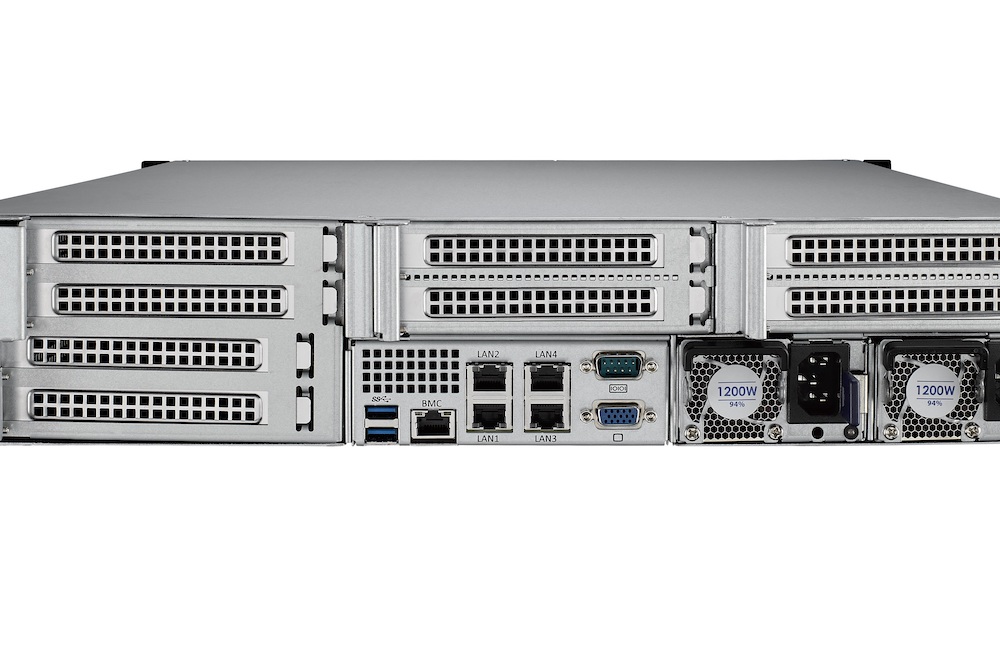 Industrial edge inference server is ready for rapid deployment - Softei ...