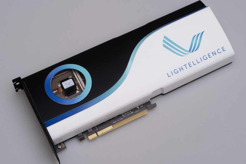 Lightelligence claims Hummingbird is world’s first optical NoC for AI - Softei.com - Global ...